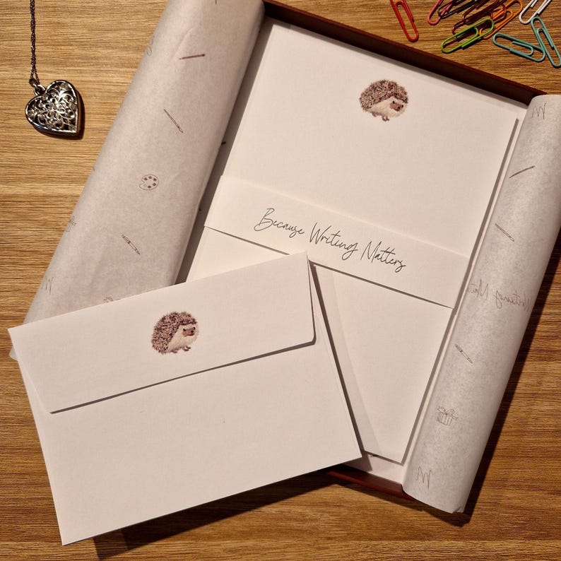 Me Loovely Hedgehog Letter Writing Paper With Envelopes | A5 Size ...