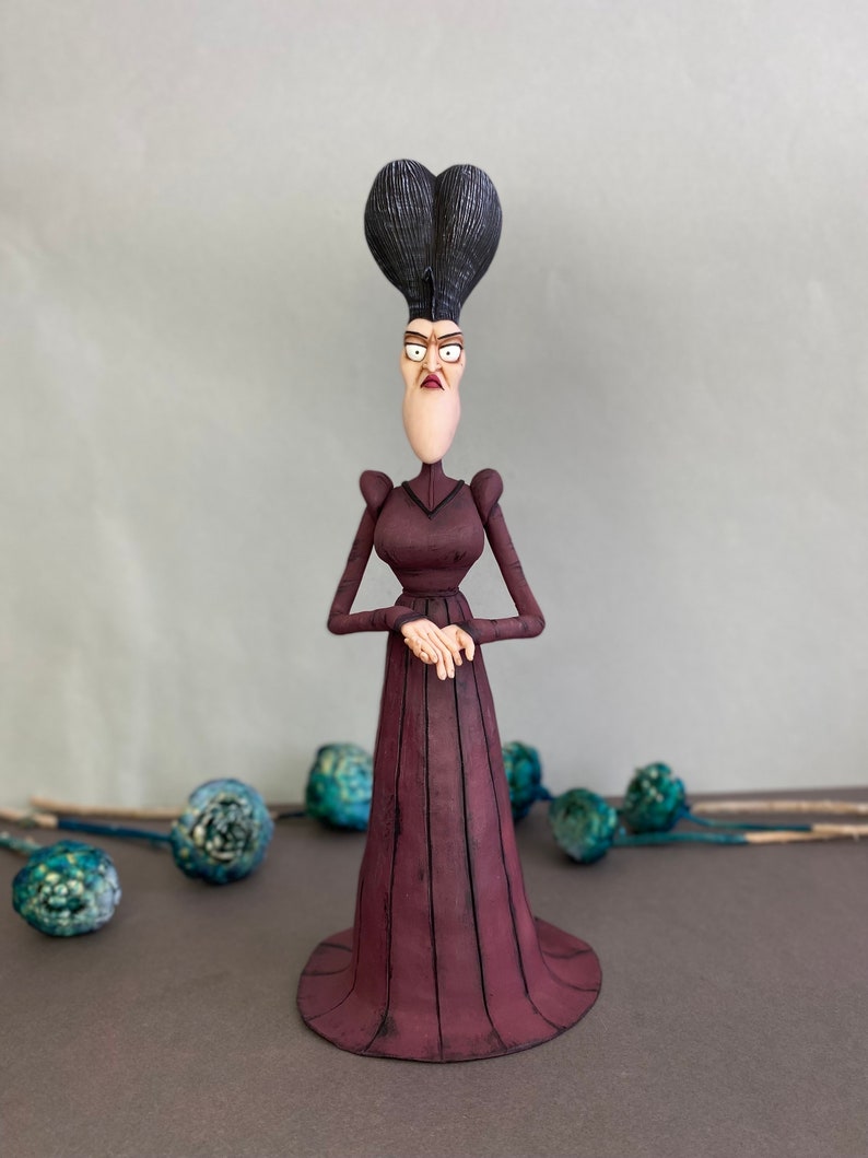 Maudeline Everglot Statue - Etsy