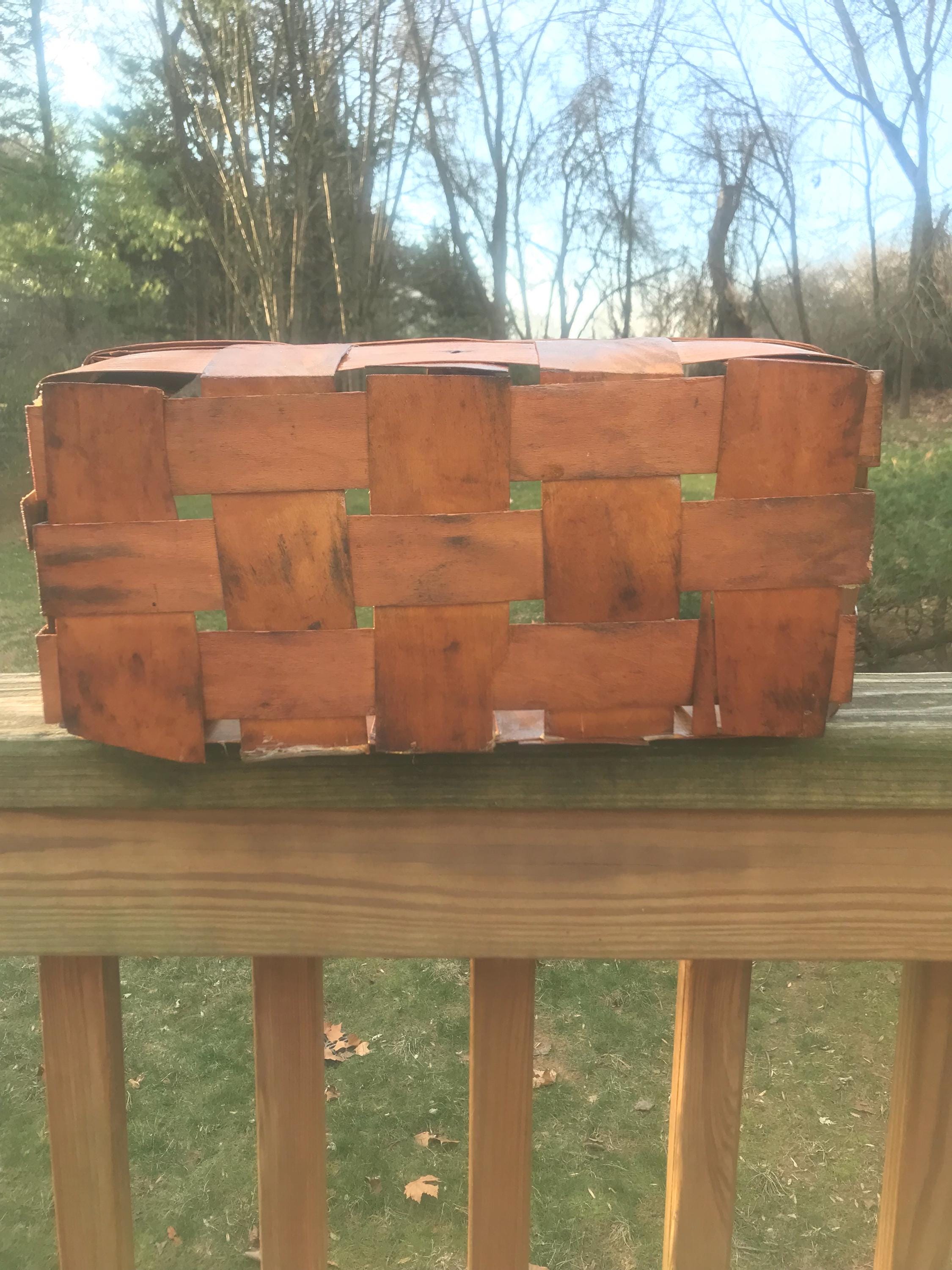 Rare Vintage Shellacked Split Wood Rustic Farmhouse Basket With Handle ...