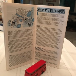 Remembrances of London—a 1992 London Map and London Guide Published by ...