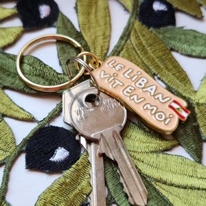 Le Liban Vit En Moi Keychain | Keyring Lebanon | Lebanese Souvenir ...