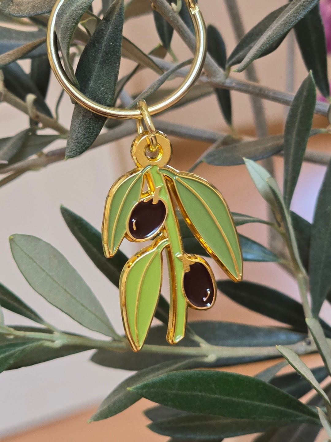 Olive Branch Keychain | Zaytoun Keyring Lebanon | Lebanese Souvenir ...