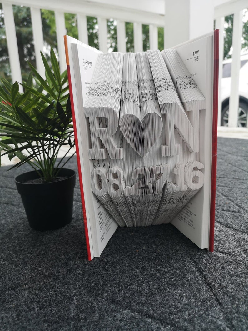Custom Book Fold PATTERN Initials & Date - Etsy Canada