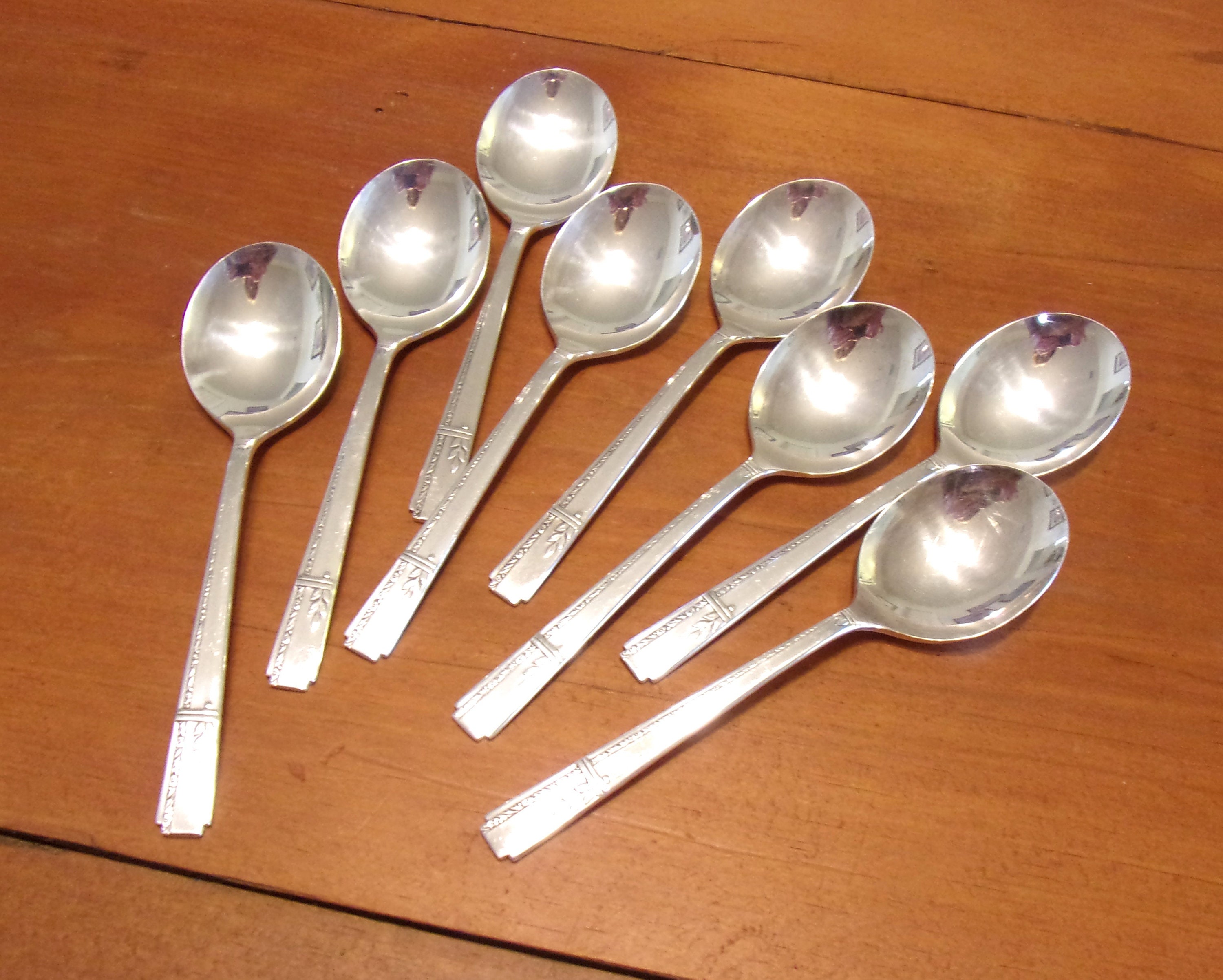 8 Oneida Prestige Heirloom Silverplate Soup Spoons Grenoble Pattern - Etsy