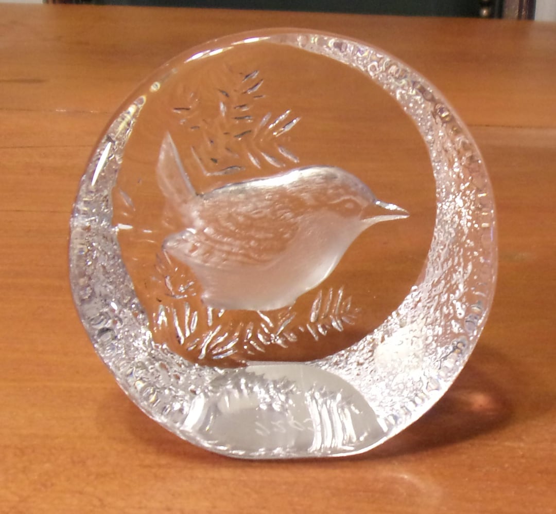 Swedish Mats Jonasson Art Crystal Glass Paperweight With Etched Bird ...