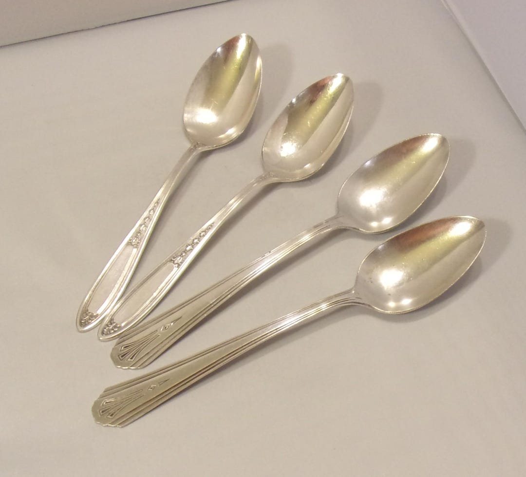 Four 4 Large Silverplate Vintage Dinner Serving Spoons Oneida Community ...