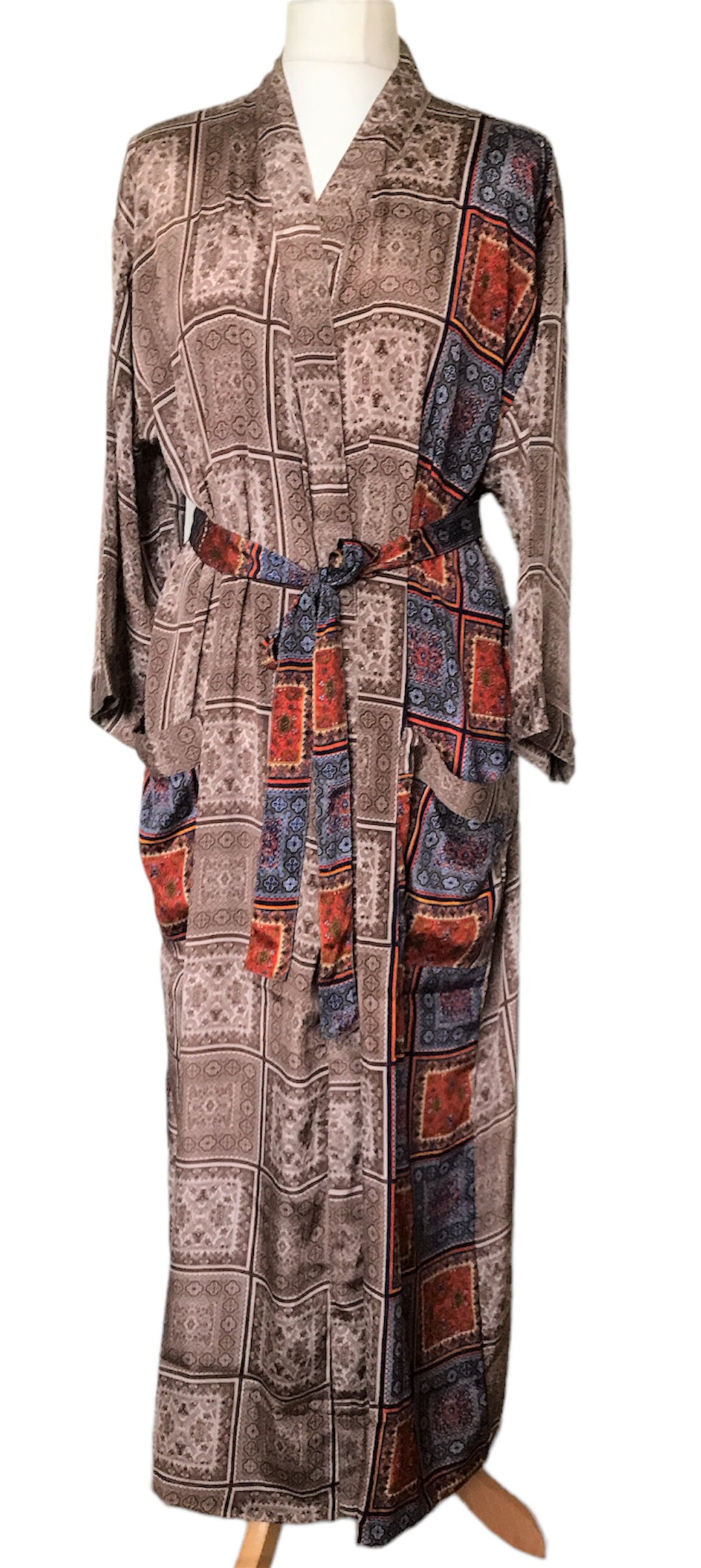 Vintage Silk Bath Robe, Upcycled Silk Sari Kimono Dressing Gown ...