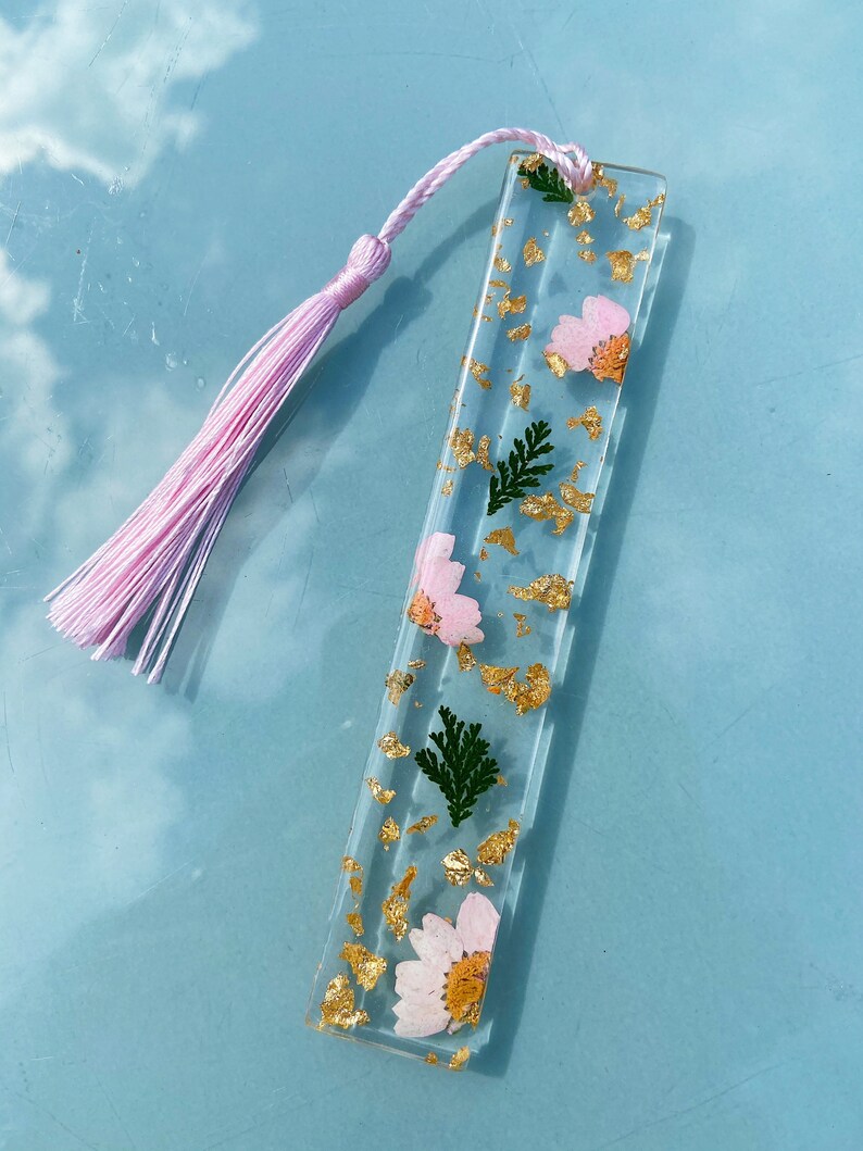 Resin Flower Bookmark Etsy resin-flower-bookmark-etsy