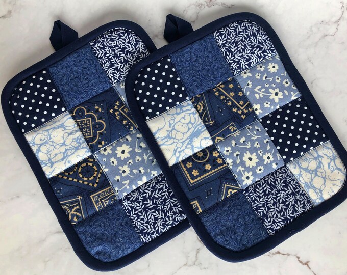 Kitchen Pot Holders or Hot Pads Handmade Quilted Pot Holder Country ...