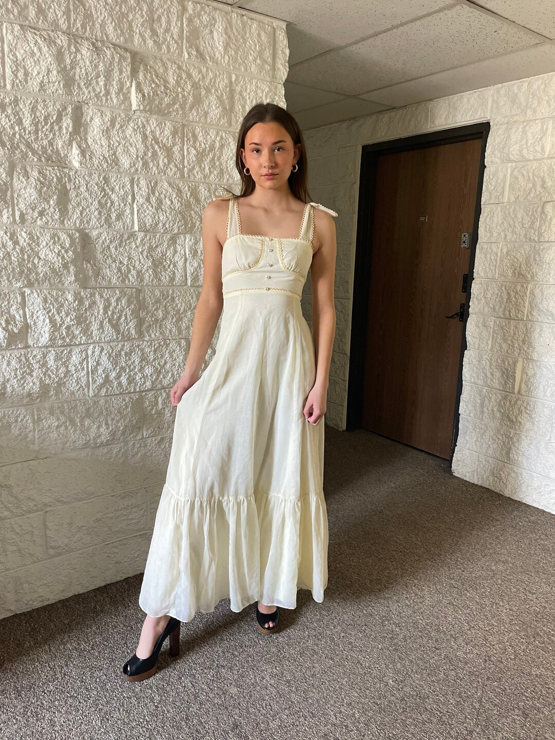 Vintage 1970s Dress Maxi Romantic Ruffle Hem Sun Dress Scalloped Trim ...