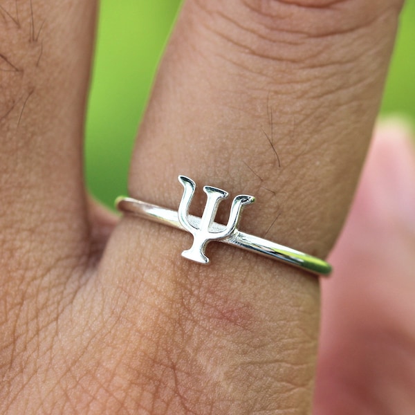 Letter Ring - Etsy