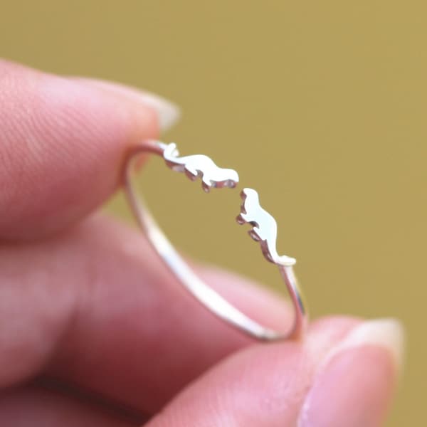 Otter Ring - Etsy