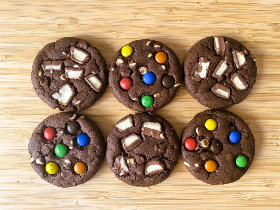 Triple Chocolate Chip Cookies Kinder M&M Mixed NYC - Etsy UK