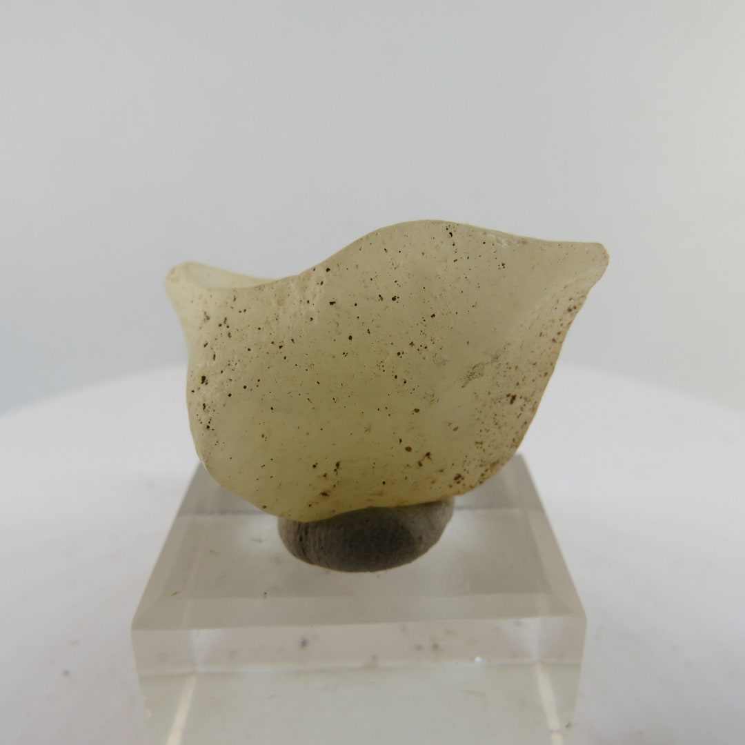 Libyan Desert Glass / Libyan Gold Tektite, Libya - Etsy