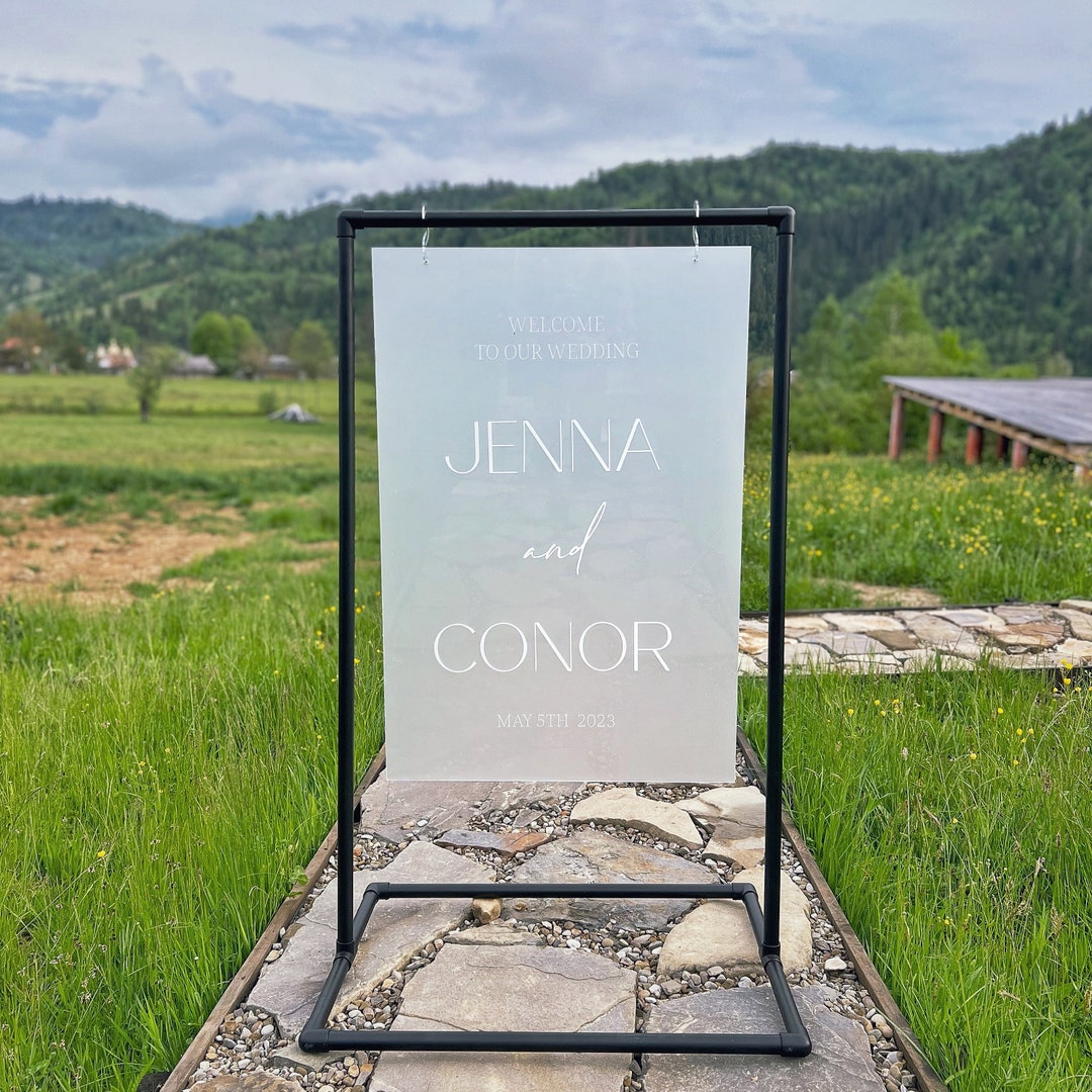 Black Metal Stand for Welcome Sign, Wedding Bar Stand, Welcome to ...