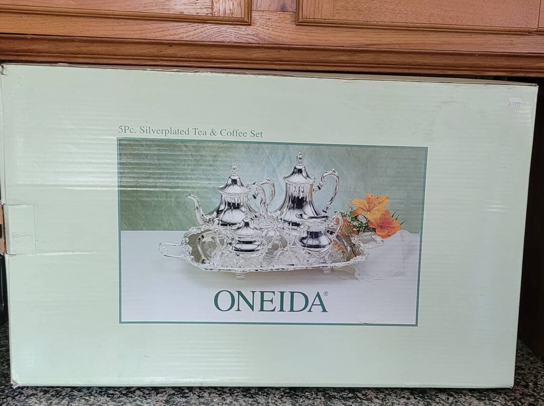 Vintage Oneida 5 Piece Coffee Tea Service With Tray Never Used New in ...