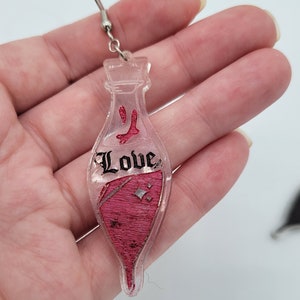 Love and Hate Potions Love Potion Hate Potion Witchy - Etsy