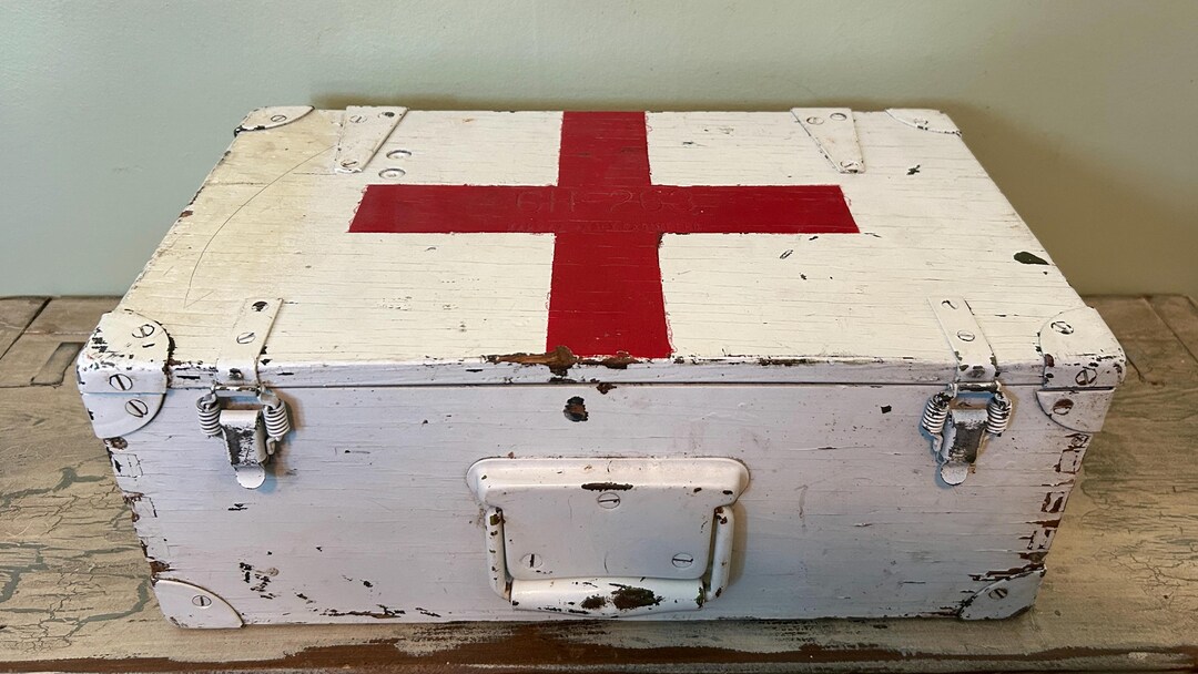 Vintage Medical Chest, Red Cross, Red Cross Medical First Aid Crate ...