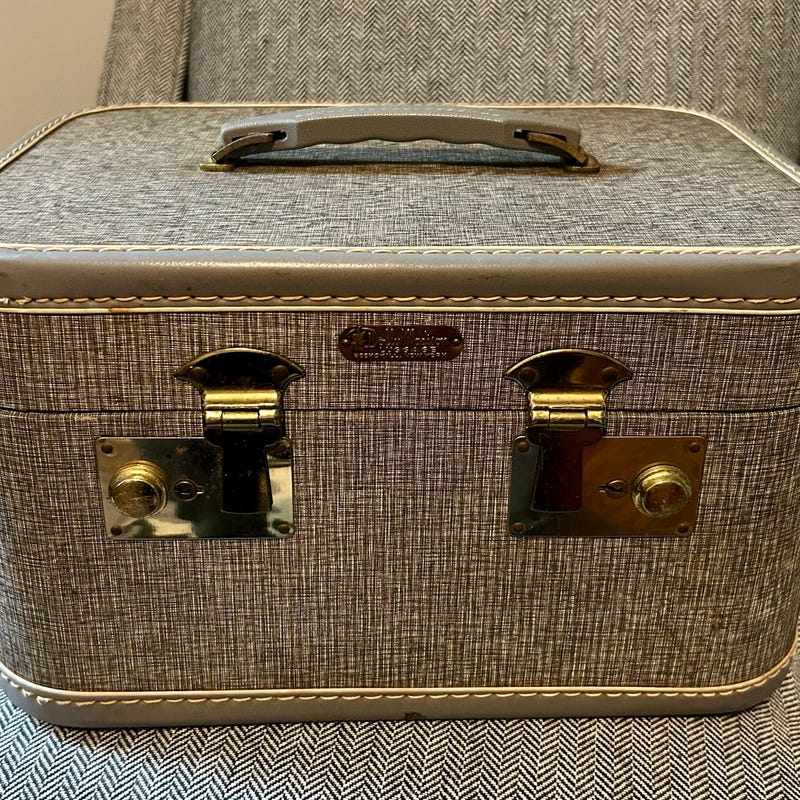 Vintage Train Case - Etsy