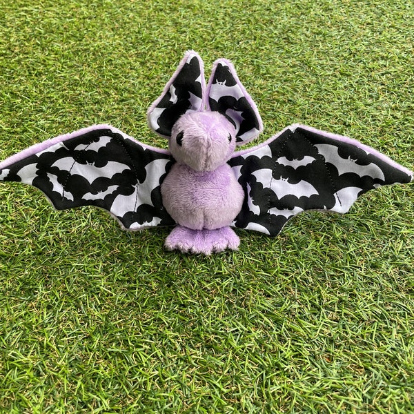 Bat Plushie - Etsy