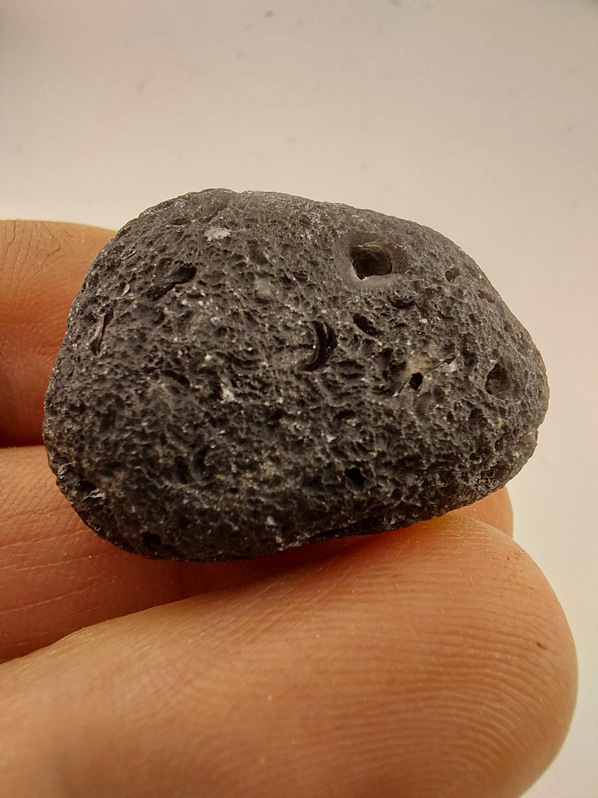 Agni Manitite Obsidian Nodule: Indonesian Tektite, 17 Grams - Etsy