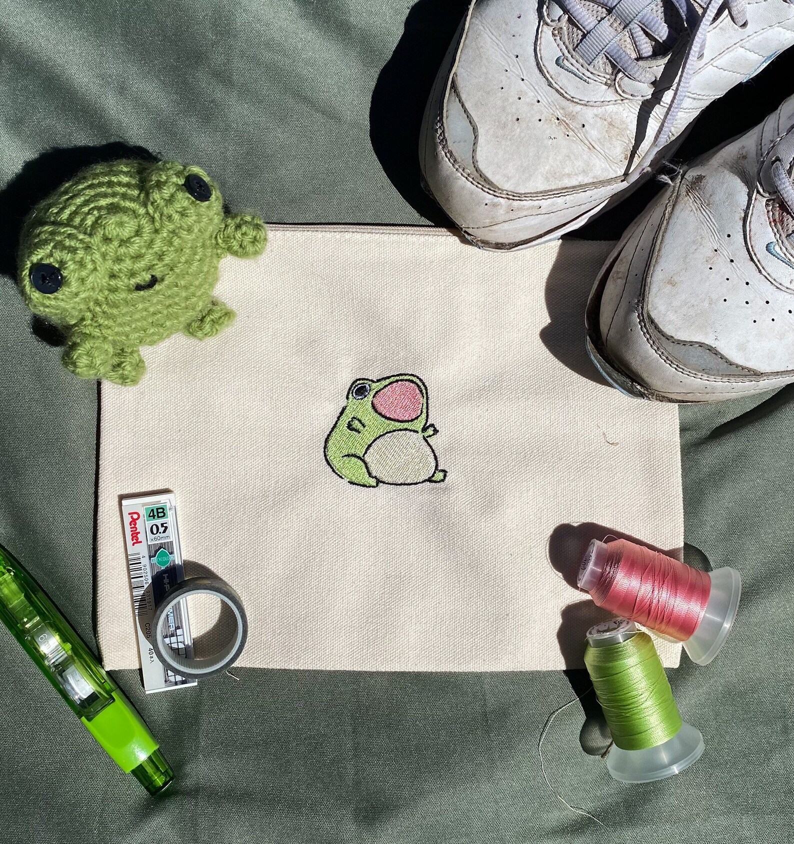 Frog Pencil Pouch Embroidered Embroidery Froggy Coin Purse - Etsy