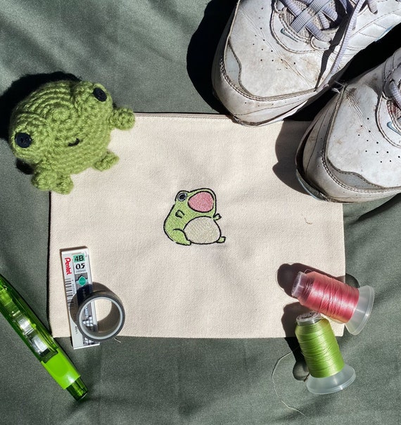 Frog Pencil Pouch Embroidered Embroidery Froggy Coin Purse | Etsy