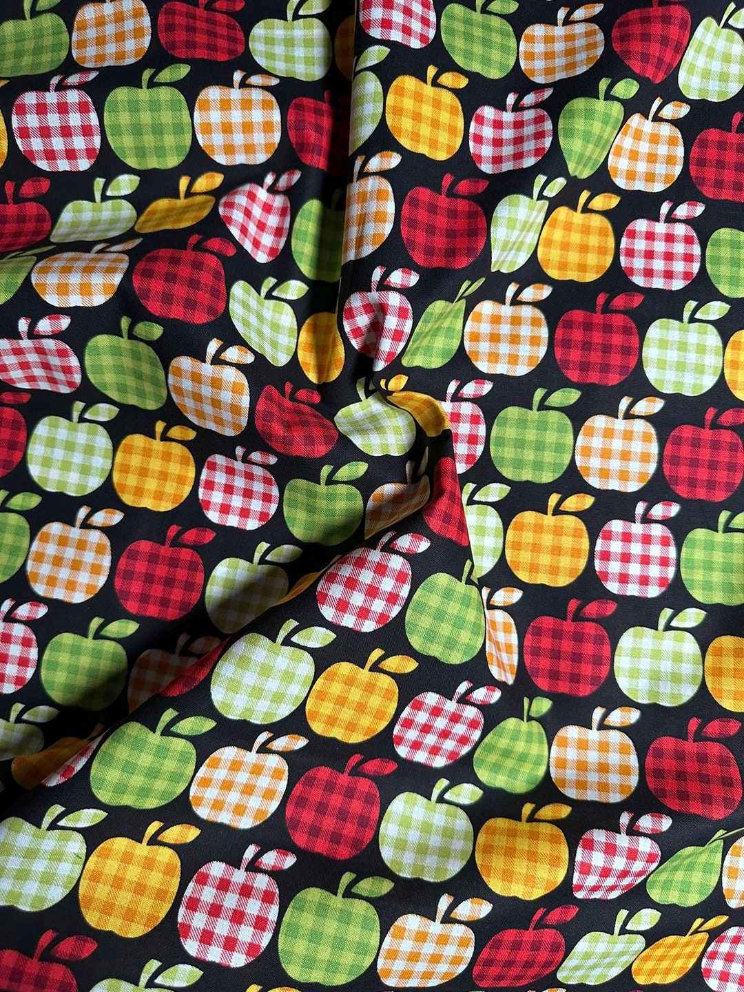 Gingham Plaid Apples on Black 44" Wide 100% Cotton Novelty Fabric ...