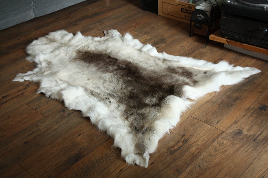 GIANT Scandinavian Reindeer Skin Giant Exclusive Scandinavian Reindeer ...