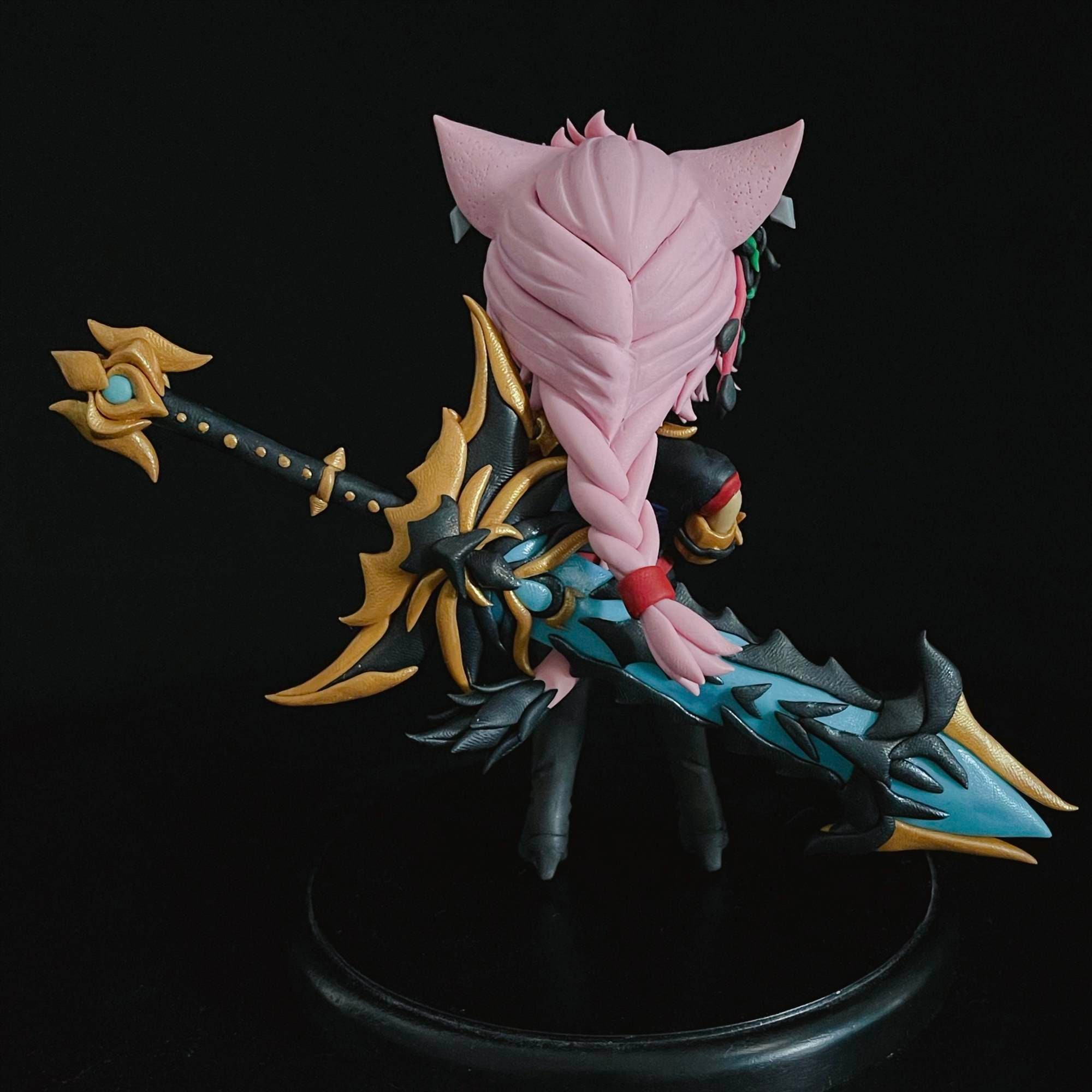 Sculp From Provide Image, Chibi Version Complex Figure With Weapon ...