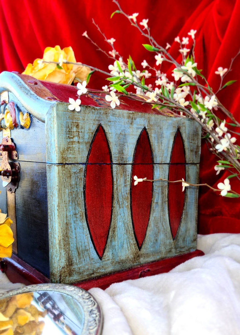 Snow White Trinket Box - Etsy