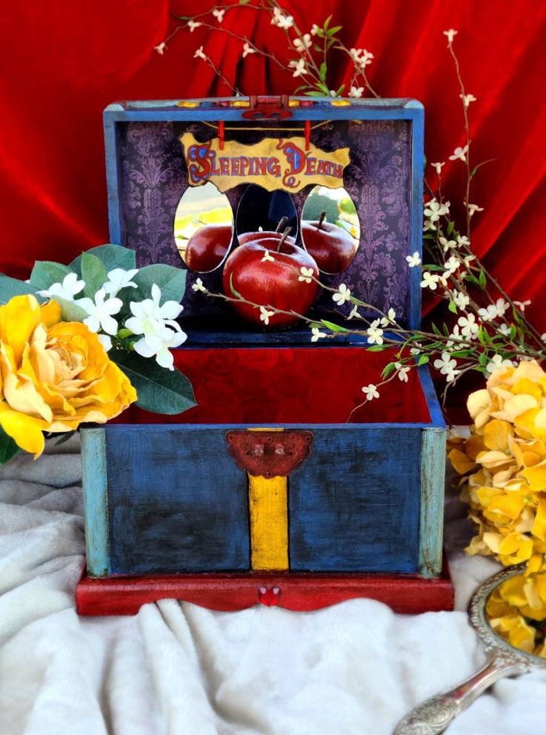 Snow White Trinket Box - Etsy