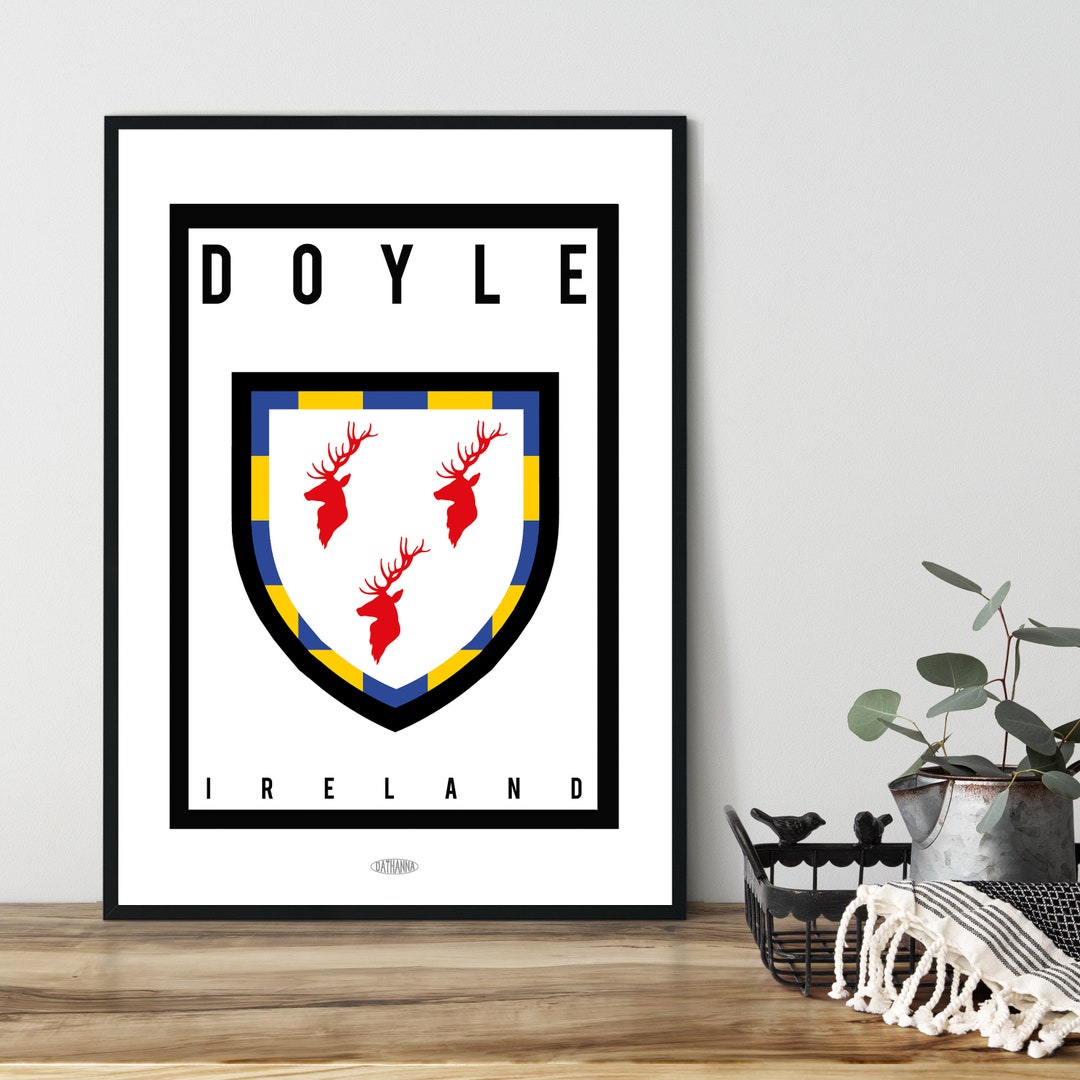 DOYLE Family Coat of Arms - Etsy