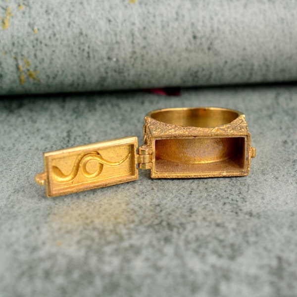 Secret Compartment Ring - Etsy
