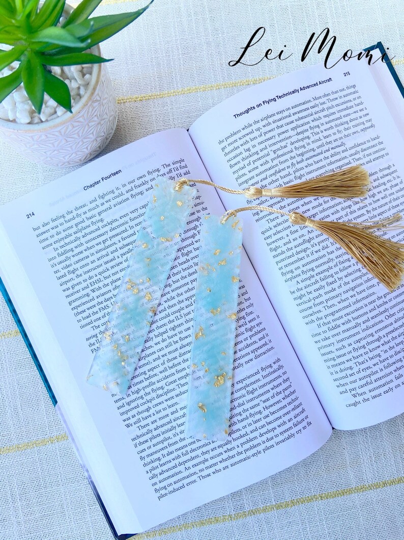 Elegant Resin Bookmark | Etsy