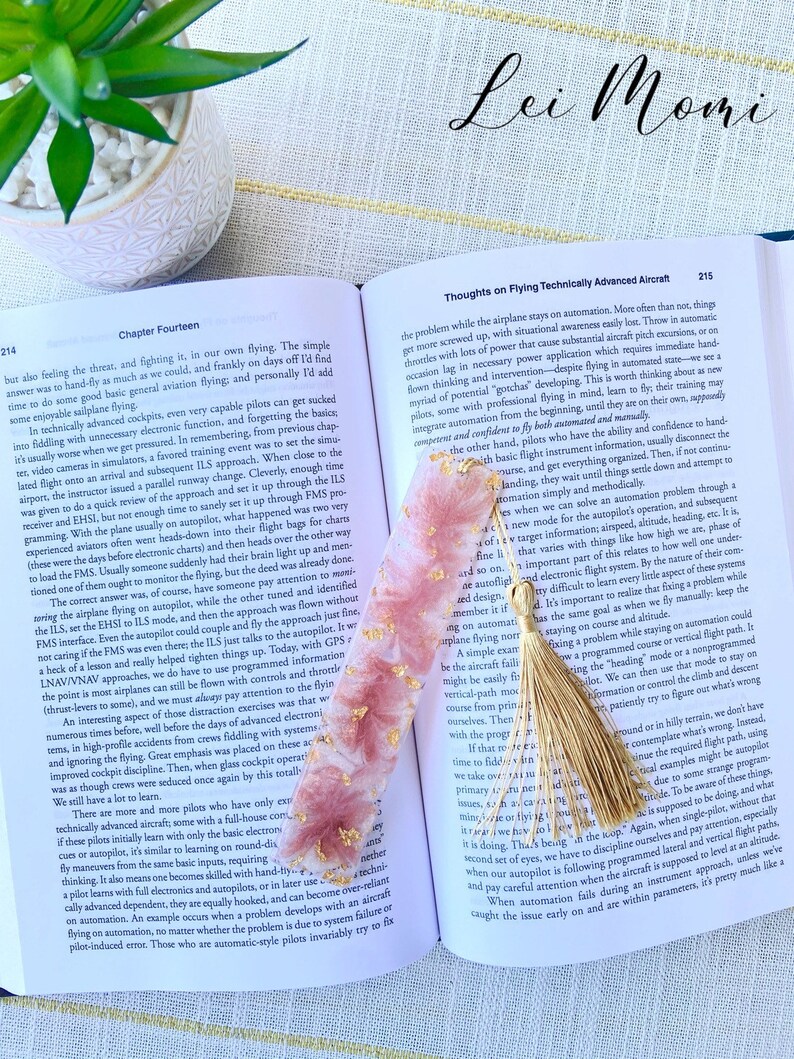 Elegant Resin Bookmark | Etsy