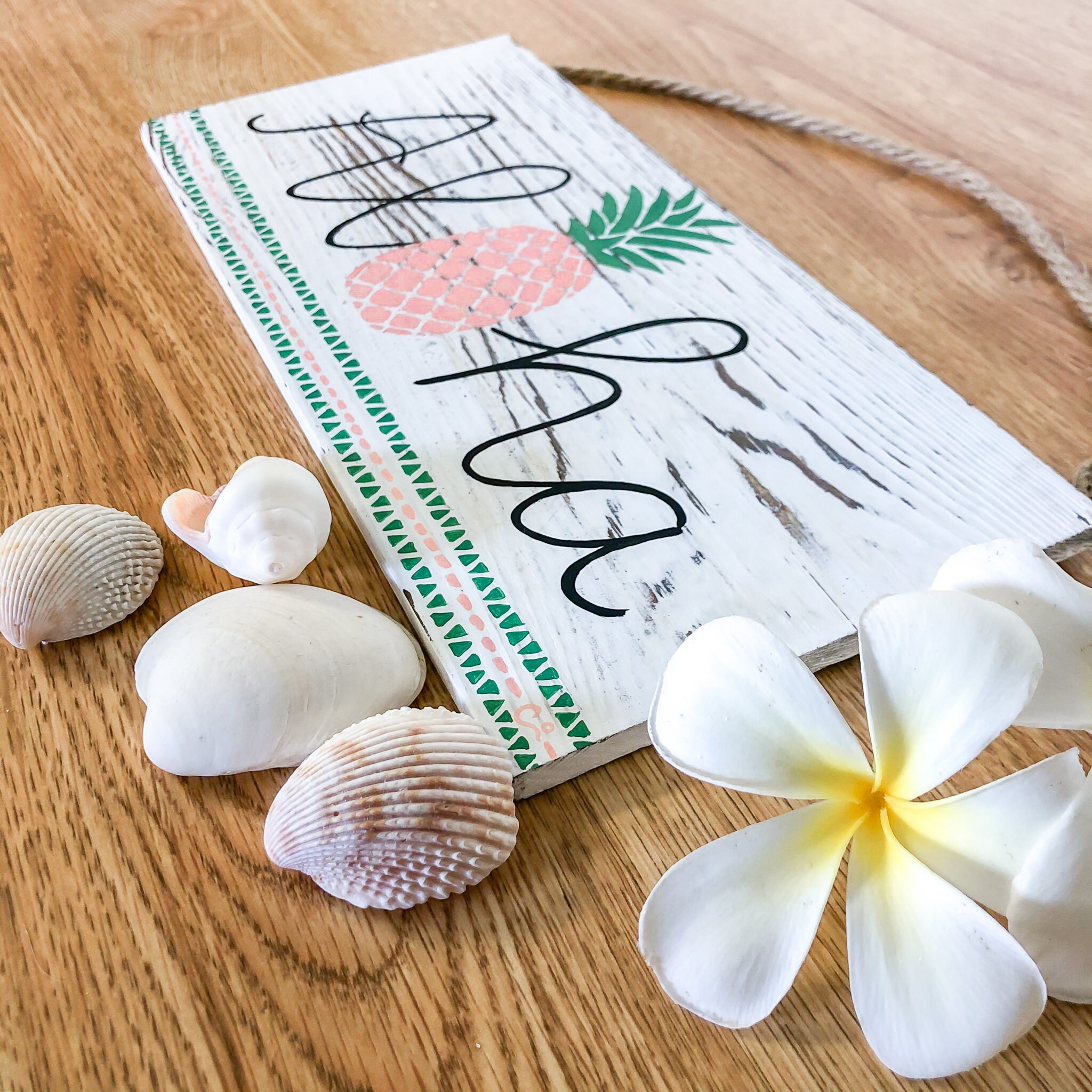 Aloha Welcome Sign, Hand Painted Pineapple Welcome Sign, Wooden Sign ...