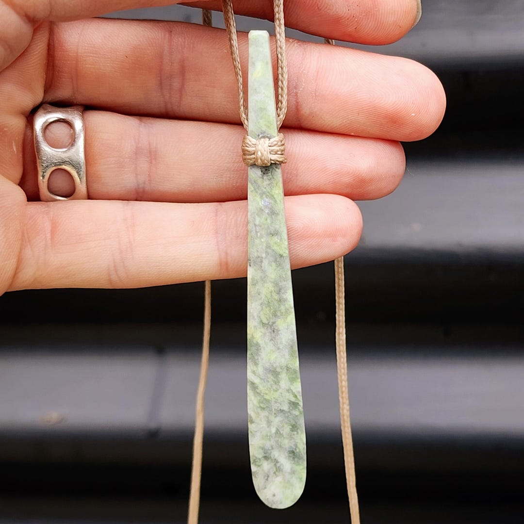 NZ Light Greenstone Pounamu Toki Pendant Necklace N73 - Etsy