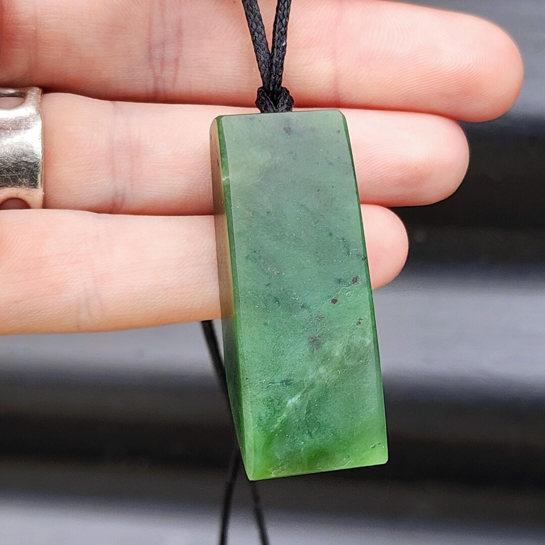 NZ Greenstone Pounamu Toki Pendant Necklace (N100) - Etsy