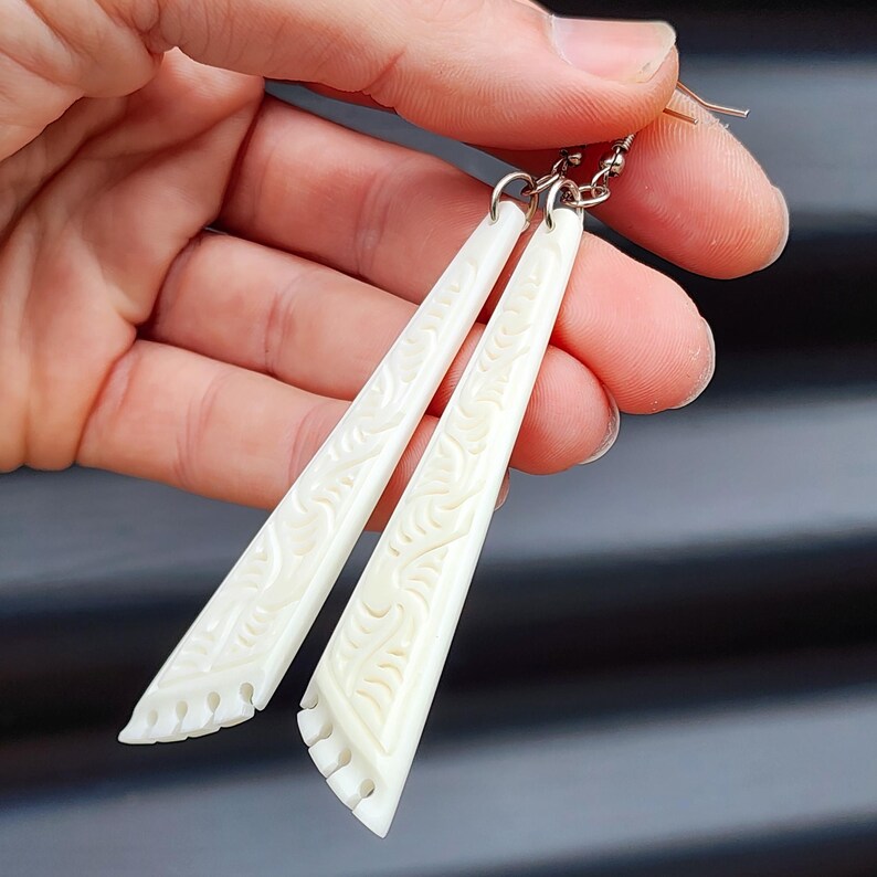 Natural Hand Carved Maori Bone Carving Earrings - Carved Toki Drops - Etsy