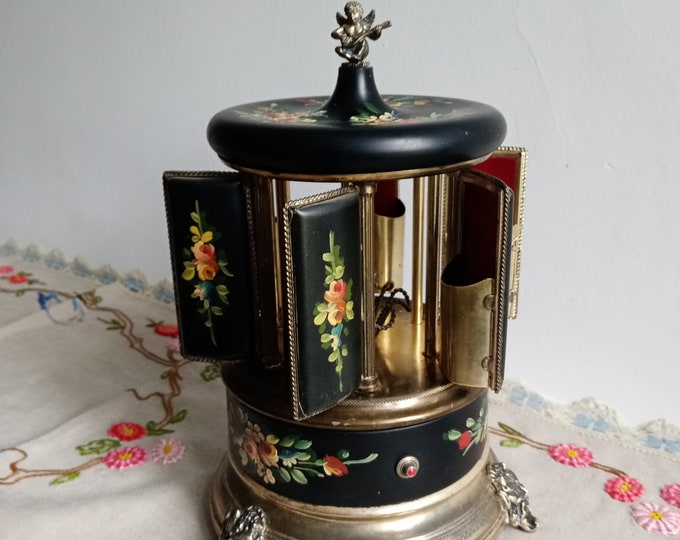Vintage Cigarettes, Lipstick Dispenser Music Box Reuge - Etsy
