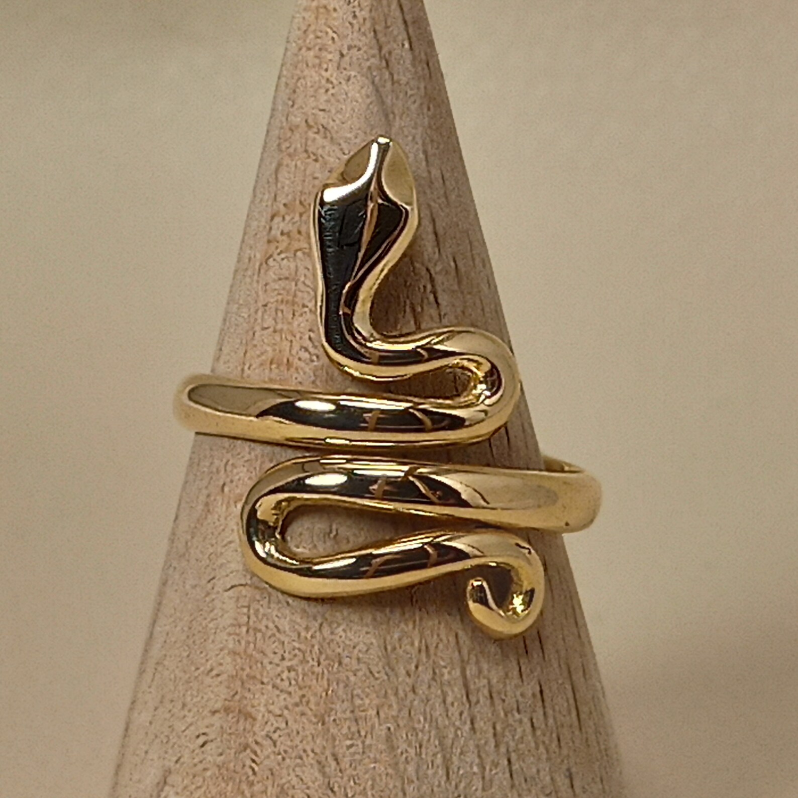 Simple Elegant Snake Shape Ring in 18 Carat Solid Yellow Gold - Etsy