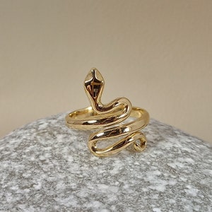 Simple, Elegant Snake Shape Ring in 18 Carat Solid Yellow Gold - Etsy