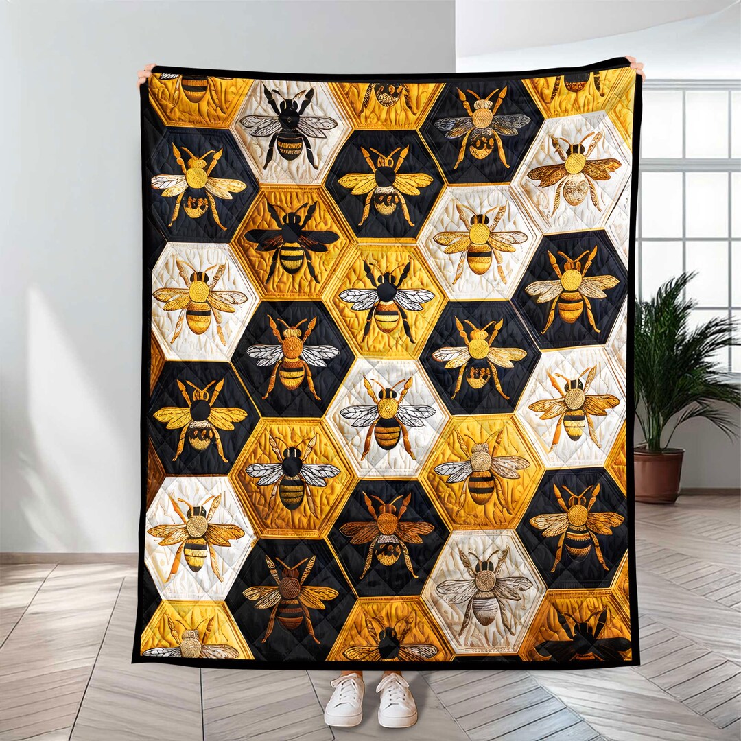 Honeybee Quilt Blanket, Hexagon Beehive Pattern Bedding, Bumblebee ...