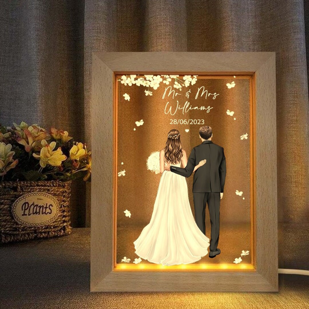 Personalized Wedding Frame Lamp, Bride and Groom With Dogs, Cats ...
