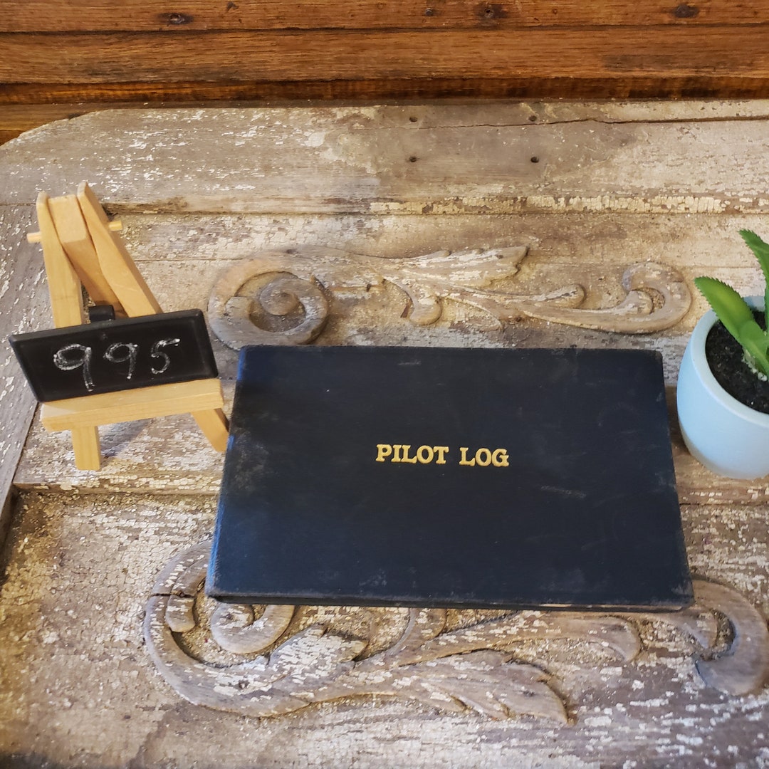 Vintage Pilot Flight Record and Log Book type P 100, Copyright 1945 - Etsy