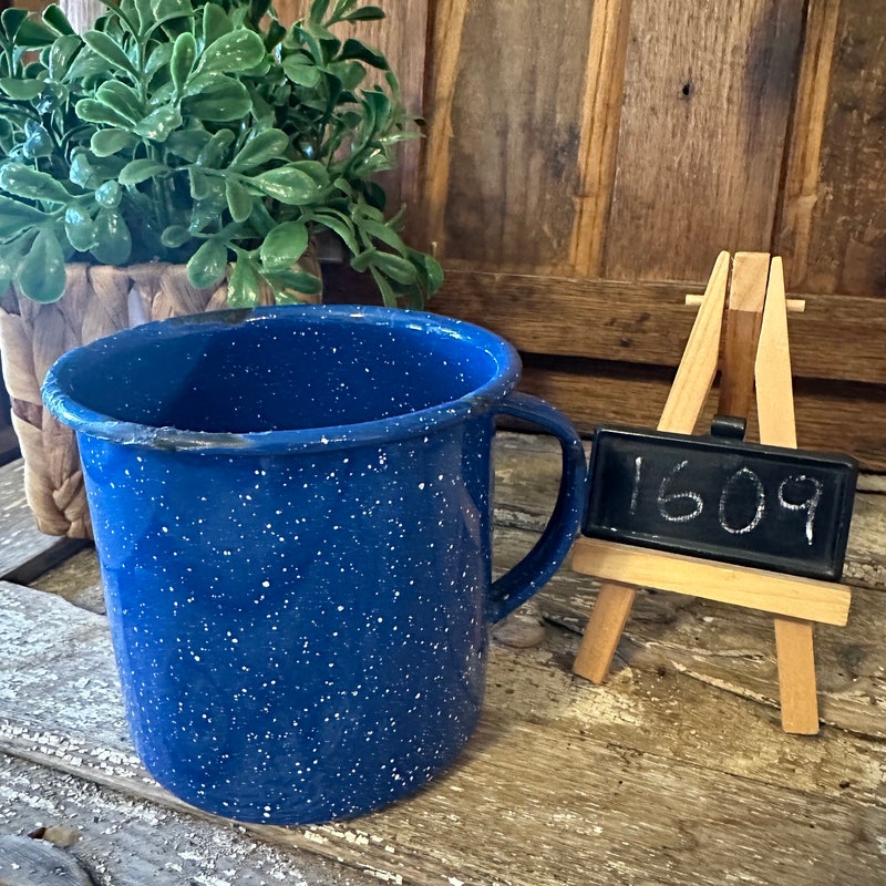 Vintage Enamel Mugs - Etsy