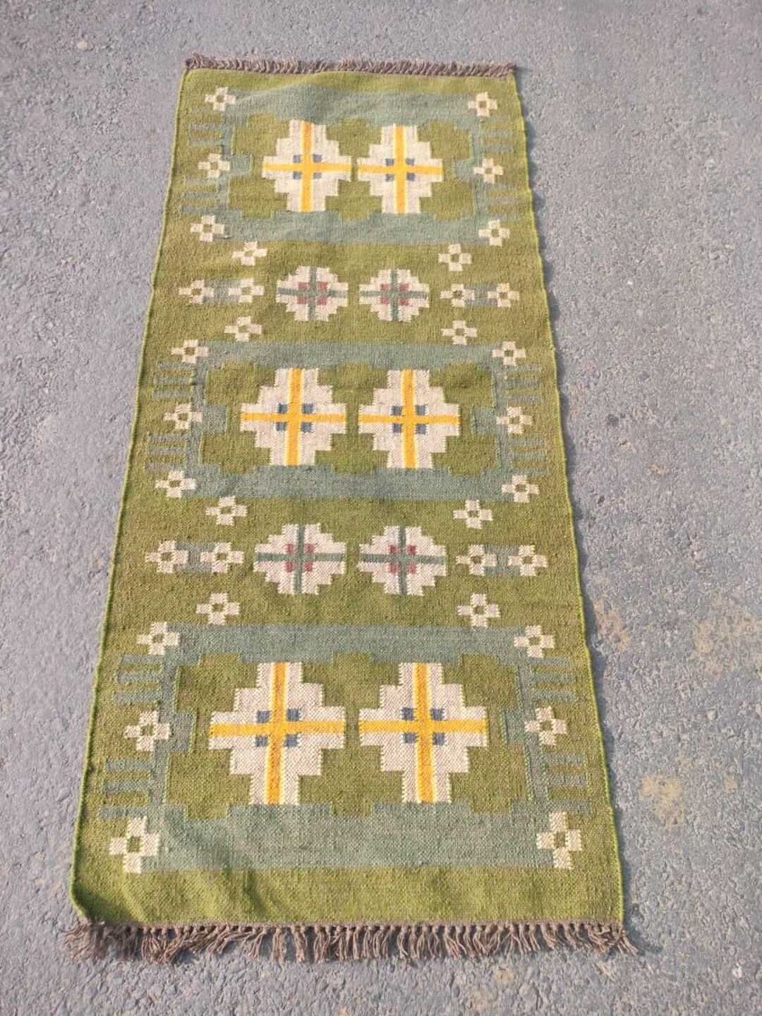 Green Kilim Runner Rug, Handwoven Wool Jute Runner, Geometric Boho ...