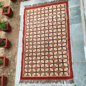 Handmade Woven Red Border With White Checked Hemp Jute Kilim Rugs ...