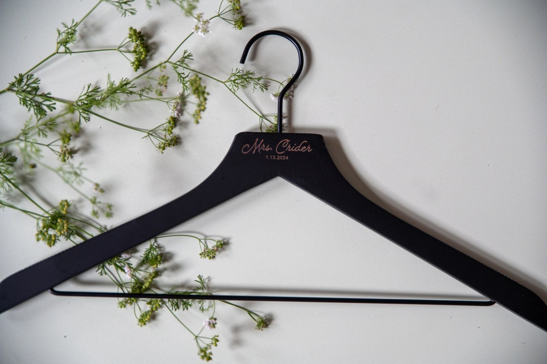Personalized Script Font Black Wooden Hangers for Weddings, Couples, Mx ...